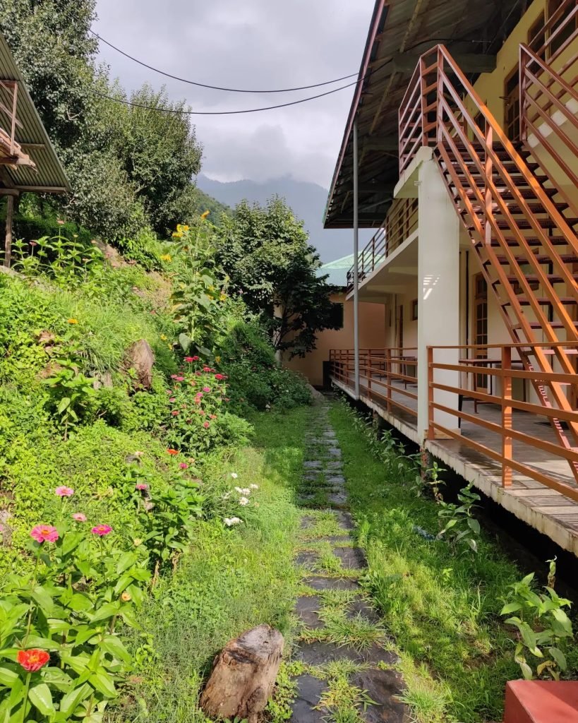 Banjar Valley-Book Your Stay Here | Tirthan Valley Stay